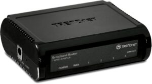 trendnet 4-port broadband router, 4 x 10-100 mbps half-full duplex switch ports, instant recognizing, remote management, mac address control to allow or deny access, black, tw100-s4w1ca