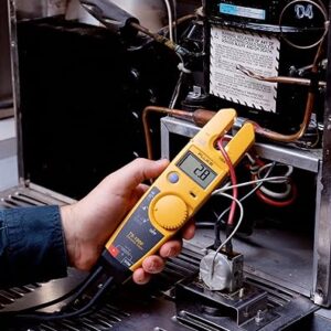 Fluke T5-1000 Voltage, Continuity and Current Tester, OpenJaw Design For Current Measurements Without Metallic Contact, Includes Detachable Slim Reach Probe Tips, Auto Selects AC or DC Voltage