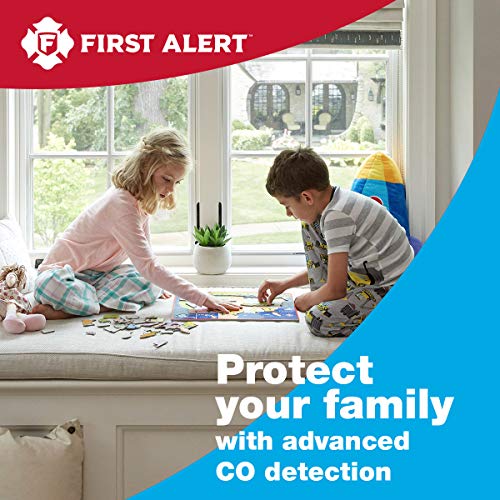 First Alert CO605 Plug-In Carbon Monoxide Detector with Battery Backup , White