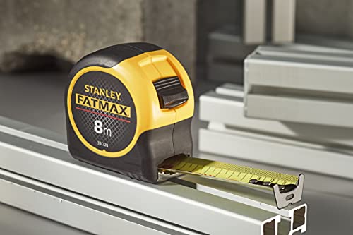 STANLEY FATMAX Tape Measure Blade Armor 8 M Metric Shock Resistant with Mylar Coating and Cushion Grip 0-33-728