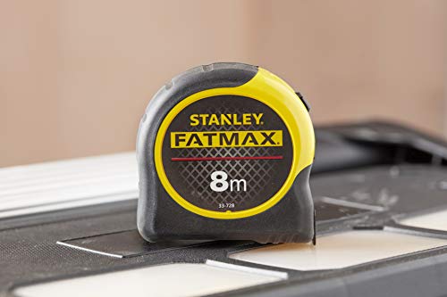 STANLEY FATMAX Tape Measure Blade Armor 8 M Metric Shock Resistant with Mylar Coating and Cushion Grip 0-33-728