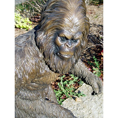 Design Toscano Yeti the Bigfoot Indoor/Outdoor Garden Statue Cryptid Sculpture, Large, 19 Inches Wide, 19 Inches Deep, 28 Inches High, Handcast Polyresin, Full Color Finish