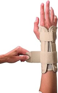 mueller wrist stabilizer, small/medium, beige, 1-count package