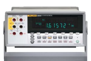 fluke 8808a 120v 5.5-digit digital bench multimeter