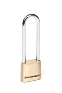 sesamee k440 4 dial bottom resettable combination brass padlock with 4-inch hardened steel shackle and 10,000 potential combinations