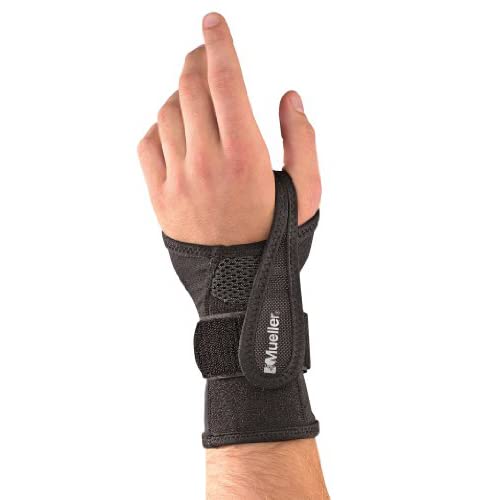 Mueller Compression Wrist Gloves-Medium 7.5 in. - 8.5 in