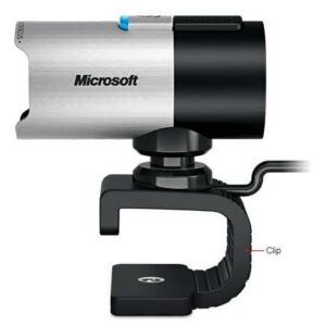 Microsoft Q2F-00013 LifeCam Studio with built-in noise cancelling Microphone, Auto-Focus, Light Correction, USB Connectivity, for Microsoft Teams/Zoom, compatible with Windows 8/10/11/Mac