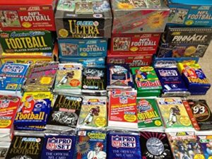 nfl football (200) cards in sealed wax packs topps score pro set upper deck fleer ultra old vintage