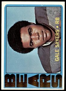 1972 topps # 110 gale sayers chicago bears (football card) ex bears