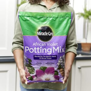 Miracle-Gro African Violet Potting Mix, 8 qt.