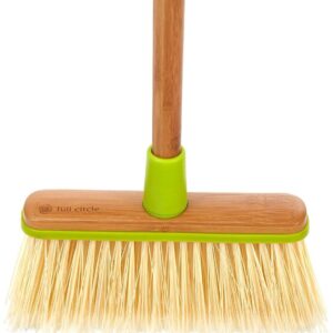 SOMA Circle Clean Sweep Home Cleaning, Broom, Green