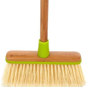 SOMA Circle Clean Sweep Home Cleaning, Broom, Green