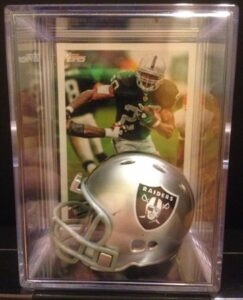 oakland raiders nfl helmet shadowbox w/ darren mcfadden card