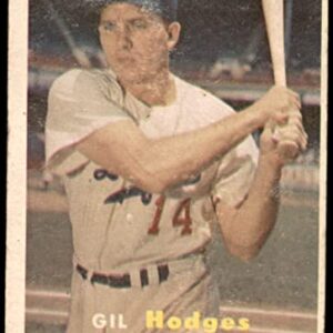 1957 Topps # 80 Gil Hodges Brooklyn Dodgers (Baseball Card) Dean's Cards 1 - POOR Dodgers