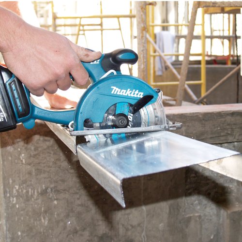 Makita XSC01Z 18V LXT Lithium-Ion Cordless 5-3/8" Metal Cutting Saw, Tool Only