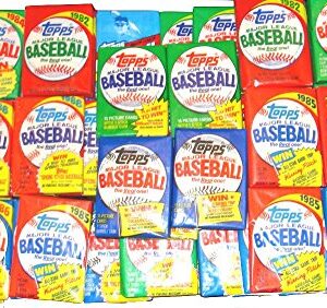 100 OLD VINTAGE TOPPS BASEBALL CARDS ~ SEALED WAX PACKS LOT!