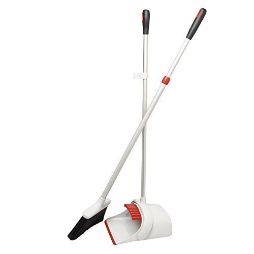 OXO Good Grips Large Sweep Set with Extendable Broom,8.5" - 12"