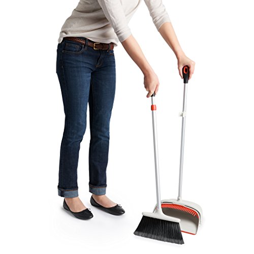 OXO Good Grips Large Sweep Set with Extendable Broom,8.5" - 12"