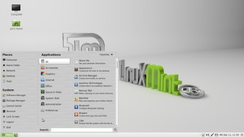 Linux Mint 17 "Qiana" 32 Bit and 64 Bit Installed on 16Gb USB Flash Drive - 32 Bit & 64 Bit Mate Cinnamon KDE Xfce Desktops Included