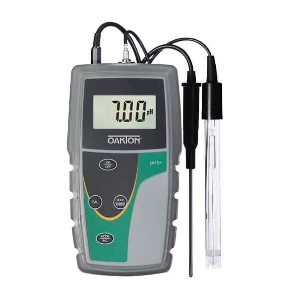 Oakton AO-35613-22 pH 6+ Handheld Meter with pH Probe