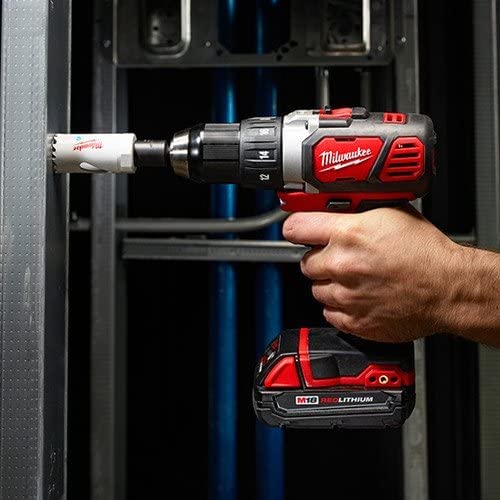 Milwaukee M18 18V Lithium-Ion 1/2 Inch Cordless Drill Driver Compact Kit 2606-21CT