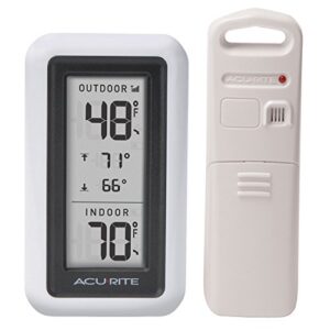 acurite digital thermometer with indoor, outdoor temperature and daily high and lows (00424ca), white