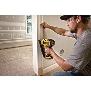 DEWALT 20V MAX* XR Finish Nailer, Angled, 16GA (DCN660D1)