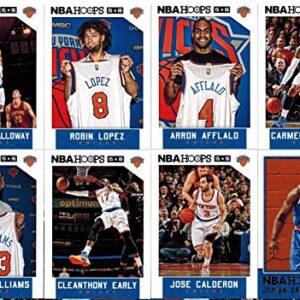 New York Knicks 2015 2016 Hoops Basketball Factory Sealed Team Set with Carmelo Anthony and Kristaps Porzingis Rookie