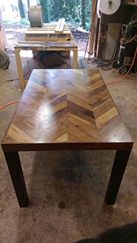 La Bestia Dining Room Table