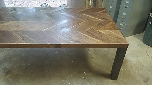 La Bestia Dining Room Table