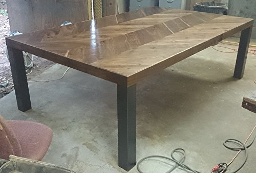 La Bestia Dining Room Table