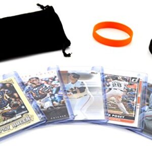 Buster Posey (5) Assorted Baseball Cards Bundle - San Francisco Giants Trading Cards