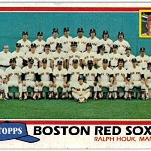 1981 Topps Boston Red Sox Team Set with Yaz - Carlton Fisk - Jim Rice - Eckersley - 28 MLB Cards