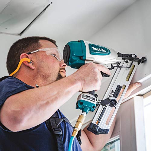 Makita AF635 15 Gauge, 2-1/2" Angled Finish Nailer, 34⁰,