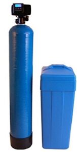 fleck 5600sxt 5600 sxt water softener ships loaded with resin in tank for easy installation (32,000 grains, blue)