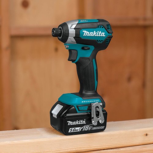 Makita Maktia XDT13T 18V LXT Lithium-Ion Brushless Cordless Impact Driver Kit (5.0Ah)