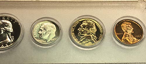 1963 P US Mint in hard plastic case Proof