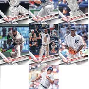 New York Yankees 2017 Topps Complete Mint Hand Collated 25 Card Team Set with Aaron Judge Rookie and Gary Sanchez Plus