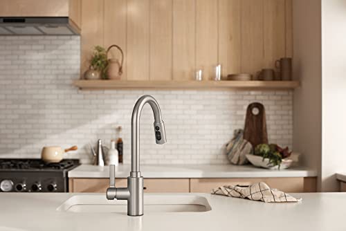 Moen Genta LX Spot Resist Stainless Single-Handle Modern Kitchen Faucet with Pull Down Sprayer, Reflex Docking Head, 7882SRS