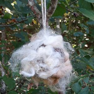 Alpaca Fiber Bird Nesting Ball with Refill Fiber - Comfort for your wildlife