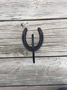 horseshoe hook