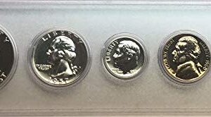 1957 Beautiful comes in hard plastic case Silver US Proof Set Proof