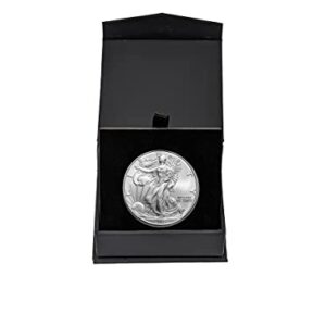 2004 - U.S. Silver Eagle in Plastic Air Tite in Magnet Close Black Gift Box - Gem Brilliant Uncirculated Dollar Uncirculated US Mint