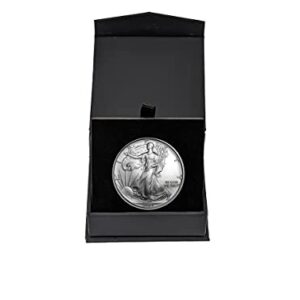 1992 - U.S. Silver Eagle in Plastic Air Tite in Magnet Close Black Gift Box - Gem Brilliant Uncirculated Dollar Uncirculated US Mint