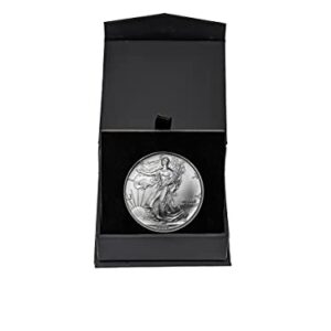 1993 - U.S. Silver Eagle in Plastic Air Tite in Magnet Close Black Gift Box - Gem Brilliant Uncirculated Dollar Uncirculated US Mint