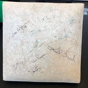 rare vintage 1980 detroit tigers signed game used third base tiger stadium - mlb autographed game used bases