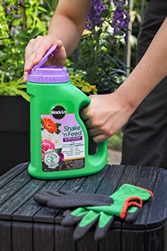 Miracle-Gro 2.04kg Shake n Feed Ultra Bloom Plant Fertilizer