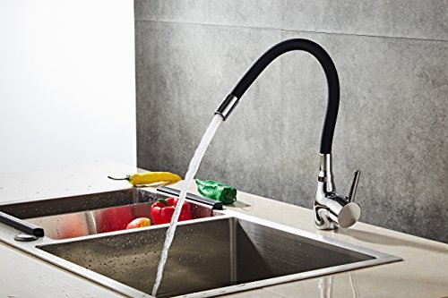 Chrome Finished Kitchen Faucet with Pull Down Sprayer Black Silicone Hose, for Bar