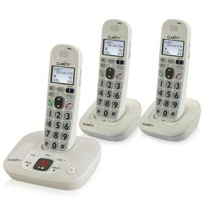 clarity d714 moderate hearing loss cordless phone with d704hs expandable handsets (d714 with (2) d704hs)