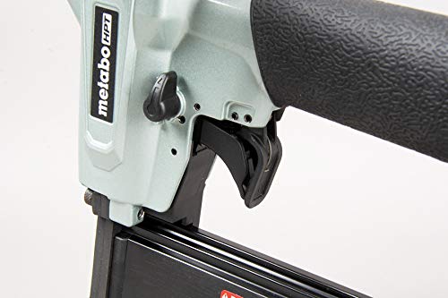 Metabo HPT Pin Nailer Kit | Pro Preferred Brand of Pneumatic Nailers | 23 Gauge | Accepts 1/2-Inch to 2-Inch Pin Nails | Ideal for Paneling, Small Molding, & Fine Trim Work | Built-In Silencer | NP50A